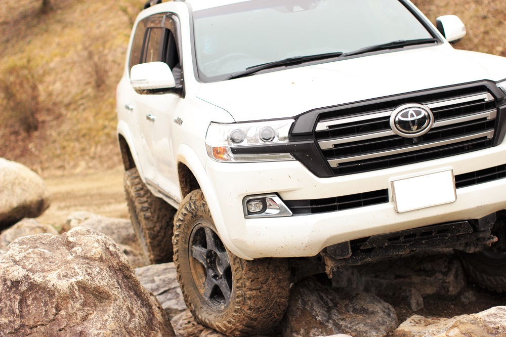 18インチのBRADLEY V。 - フォーバイフォーエンジニアリングサービス : 4x4 Engineering Service