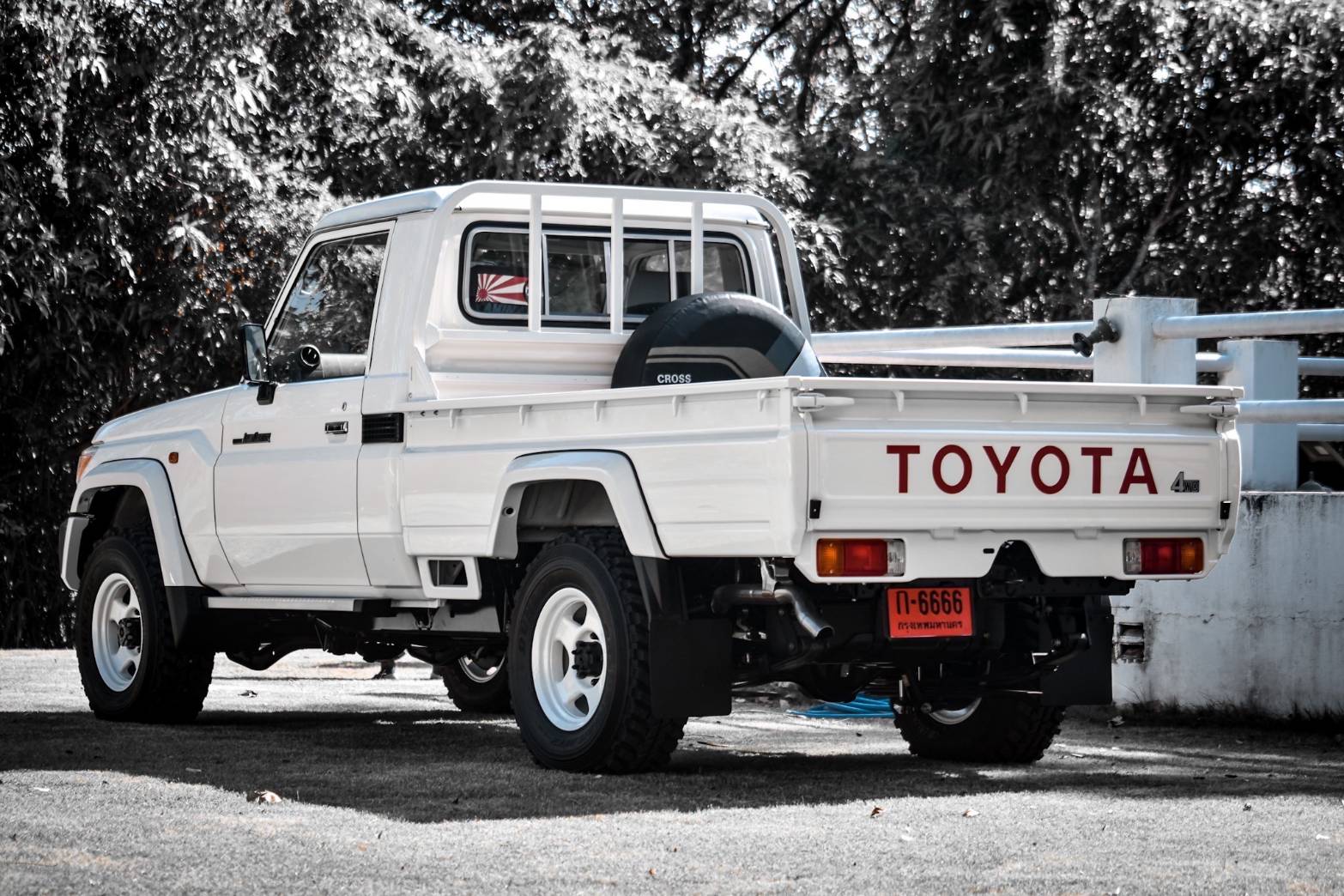 LANDCRUISER70(GRJ75) - フォーバイフォーエンジニアリングサービス : 4x4 Engineering Service