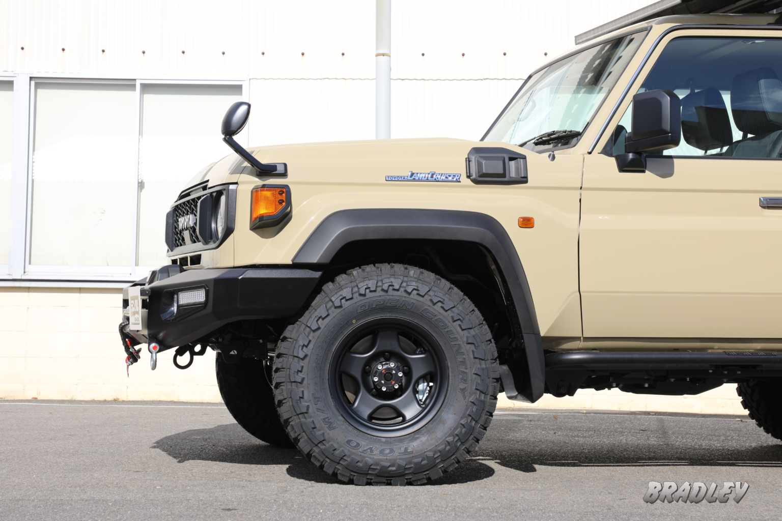 LANDCRUISER70(GDJ76) - フォーバイフォーエンジニアリングサービス : 4x4 Engineering Service